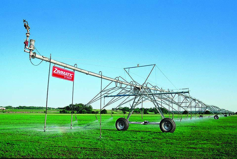 Lateral Irrigation For Square & Rectangular Fields – Lindsay